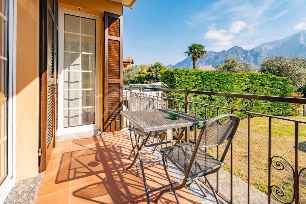 Intero Stabile in vendita a Oliveto Lario