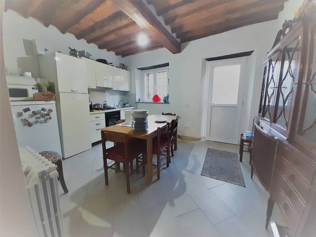 Casa Indipendente in vendita a Porcari via Diaccio, 1