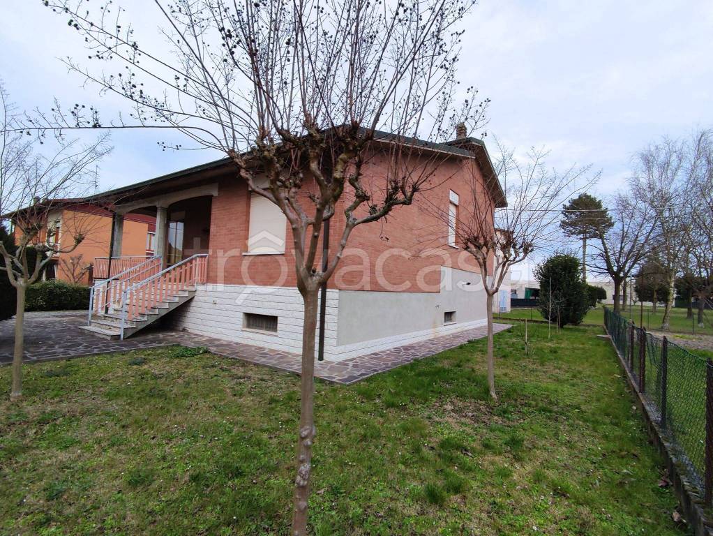 Villa in in vendita da privato a Concordia sulla Secchia via Piero Gobetti, 53