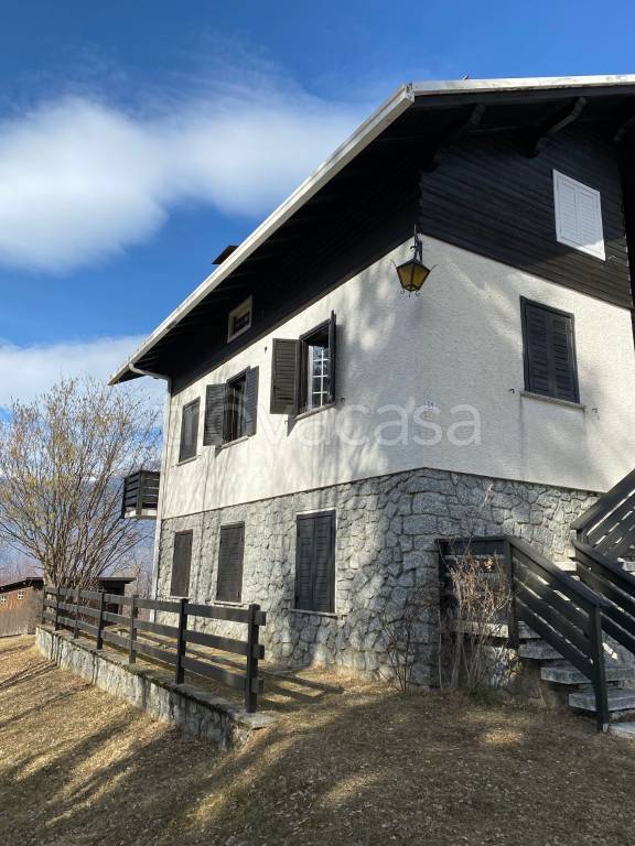 Appartamento in in vendita da privato a Ponte in Valtellina località Briotti, 54