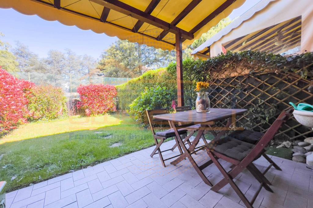 Villa a Schiera in vendita a Calco via Fontana, 26