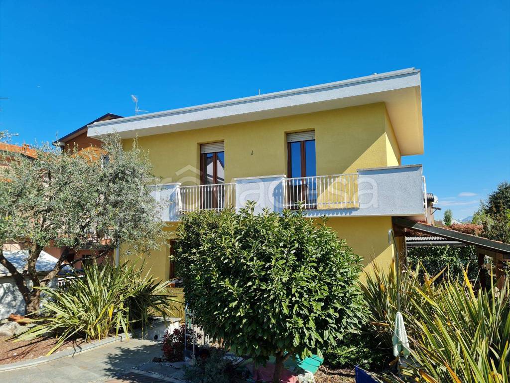 Villa in in vendita da privato a Meda via Villafranca, 9