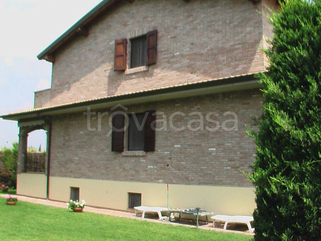 Casa Indipendente in in vendita da privato a Modena via Fratelli Bandiera, 58