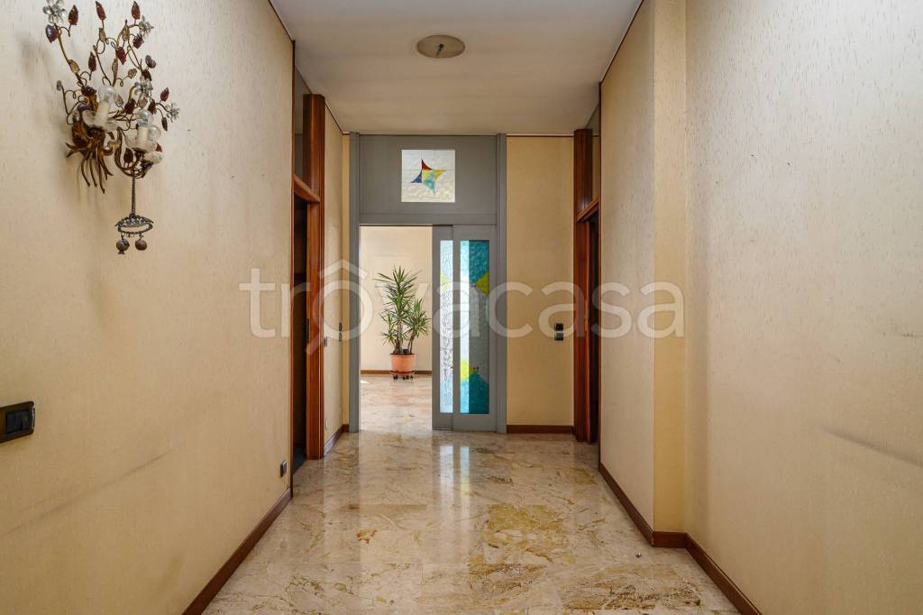 Appartamento in vendita a Cinisello Balsamo via Monte Ortigara, 14