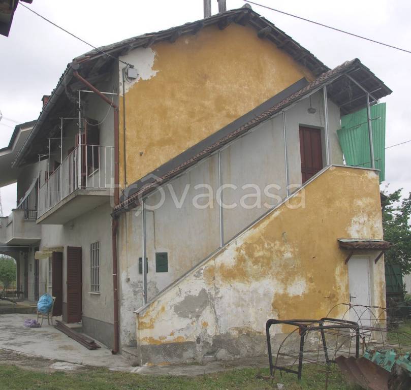 Casa Indipendente in in vendita da privato a Lequio Tanaro via dei Ferrero, 7