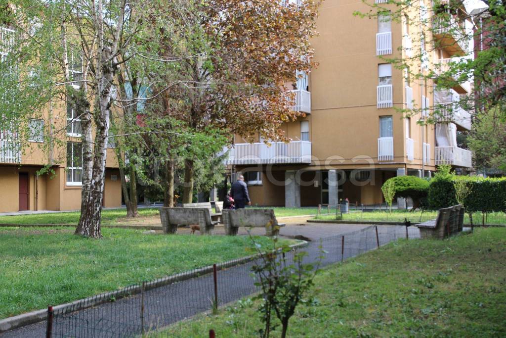 Appartamento in in vendita da privato ad Asti via Faustina Perdomo, 6