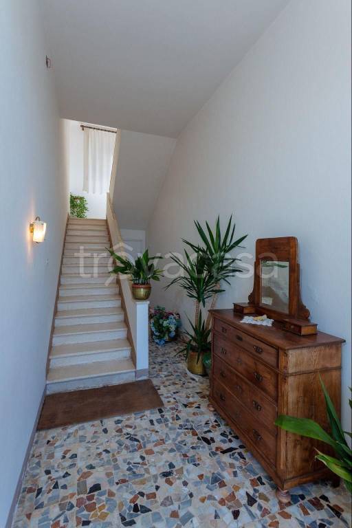 Intero Stabile in in vendita da privato a Castell'Azzara via Francesco Petrarca, 68