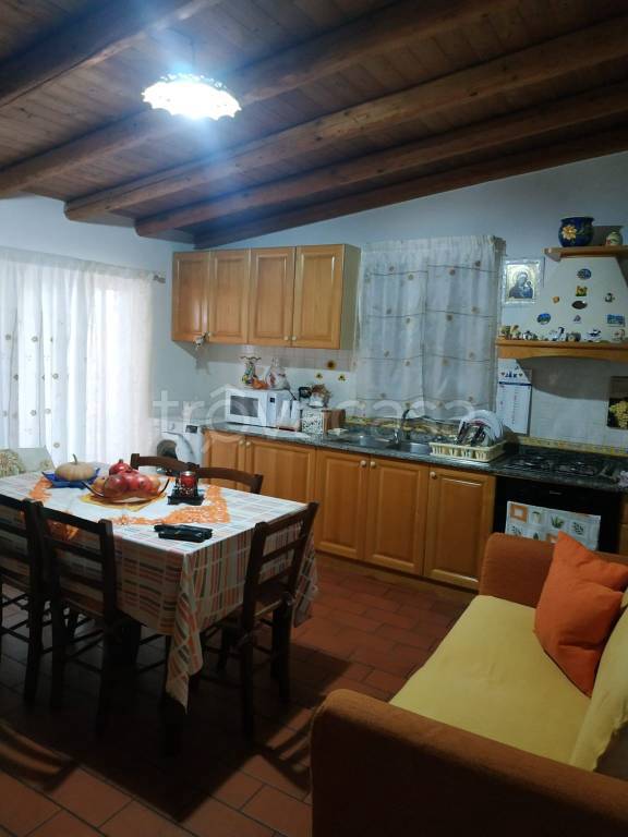 Intero Stabile in in vendita da privato a Falcone via Giuseppe Garibaldi, 25