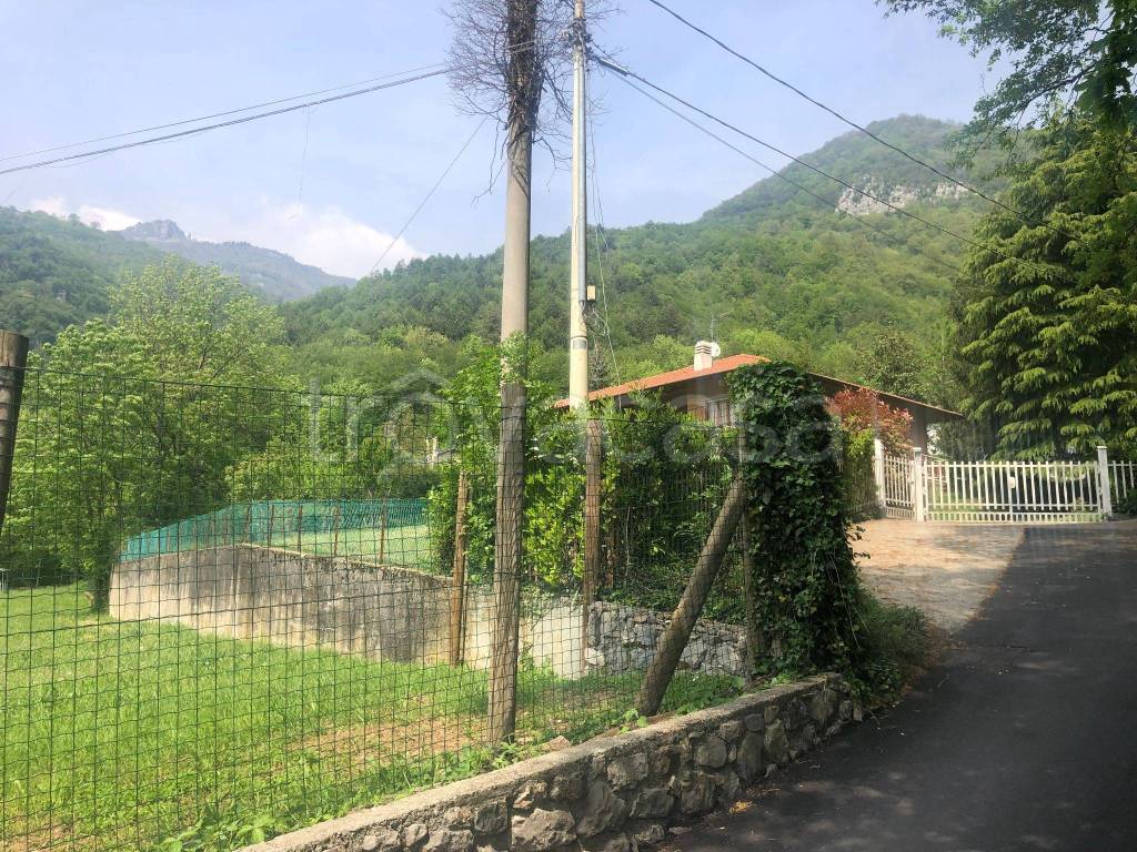 Villa in in vendita da privato ad Albino via Belloloco, 21
