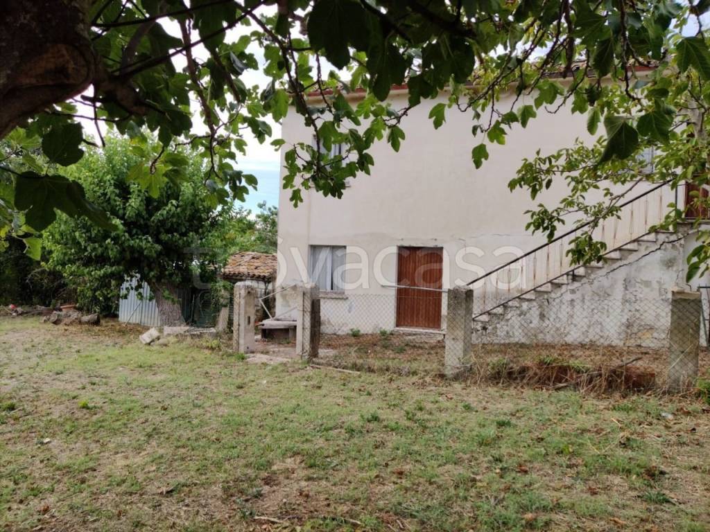 Casa Indipendente in in vendita da privato a Morrovalle contrada Montanari, 24