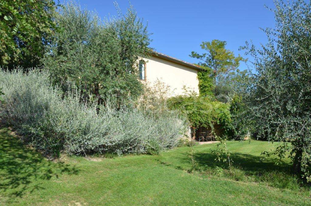 Casale in in vendita da privato a Casole d'Elsa località Lucciana, 26