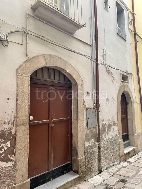 Appartamento in in vendita da privato a Larino via Santa Maria, 19
