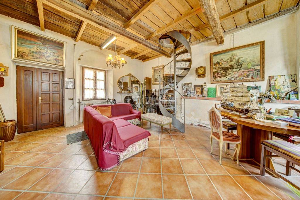 Casa Indipendente in vendita a Borgo Ticino via Valle