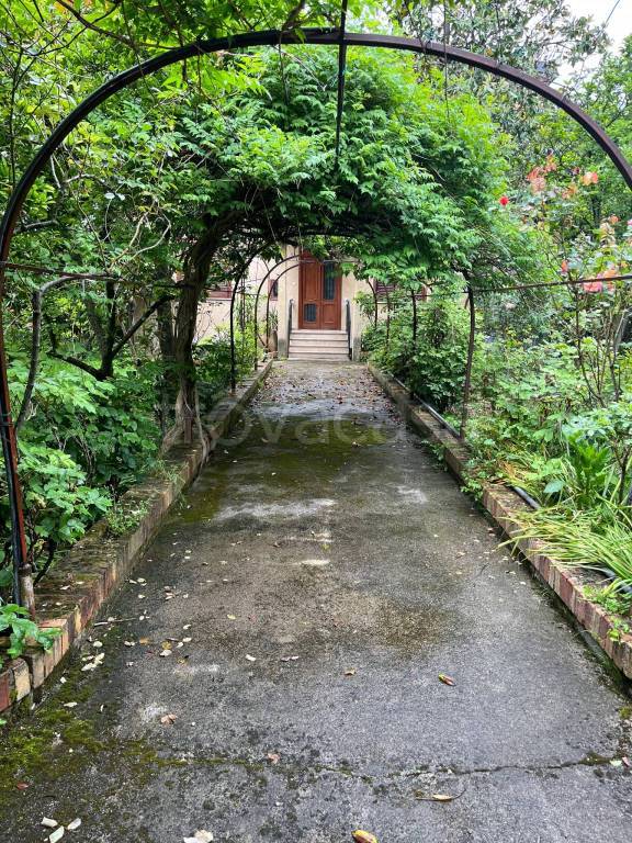 Villa in in vendita da privato a San Potito Sannitico via Aulecine