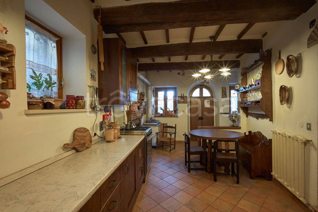 Rustico in in vendita da privato a San Venanzo località Rotecastello Centro, 1