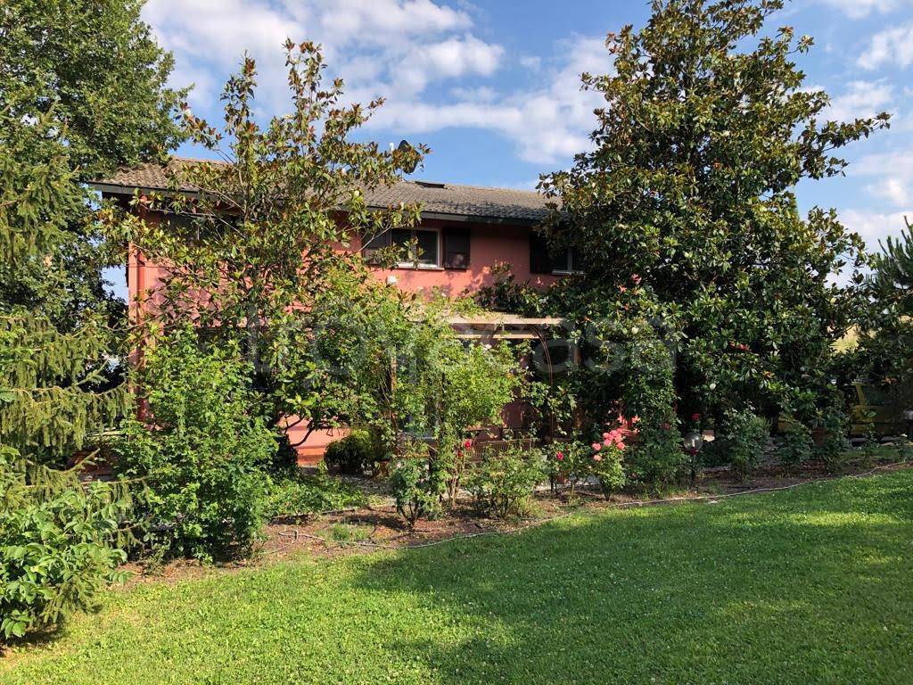 Villa in in vendita da privato a Langhirano