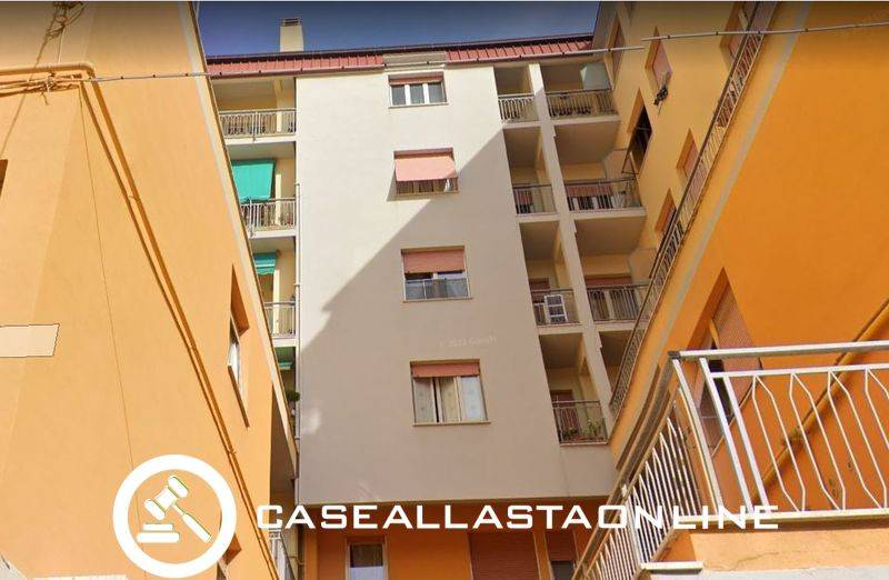 Appartamento all'asta a Falconara Marittima via Nino Bixio, 67/69