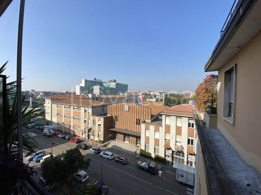 Appartamento in in vendita da privato a Milano via Lodovico Pavoni, 3