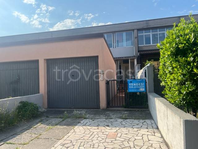 Villa a Schiera in vendita a Brescia