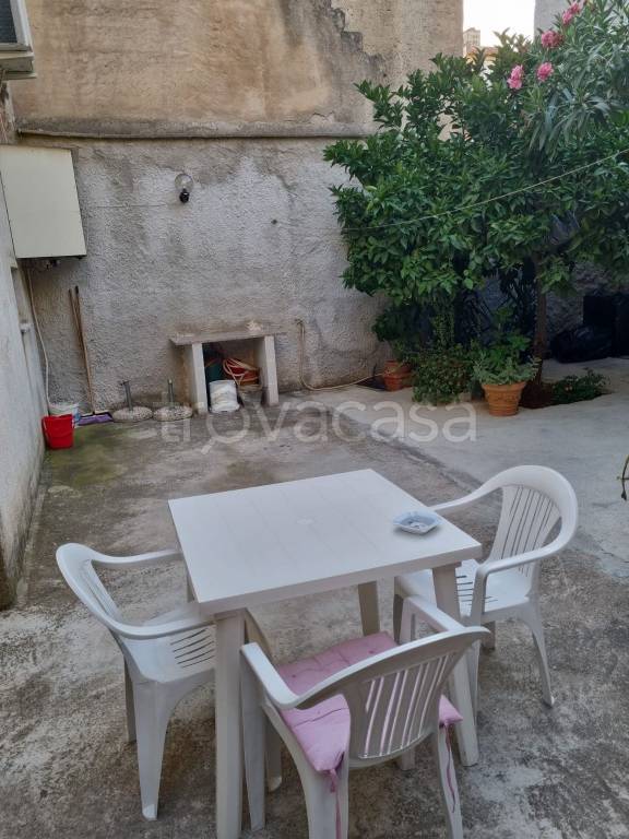 Casa Indipendente in in vendita da privato a Castelvetrano piazza Giuseppe Garibaldi