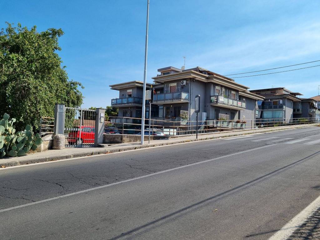 Appartamento in in vendita da privato a Catania piazza Ignazio Roberto, 2