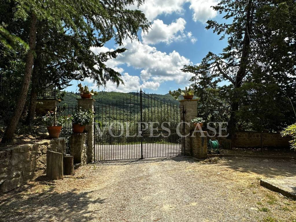Villa in vendita ad Arezzo localita Sant'anastasio, 13