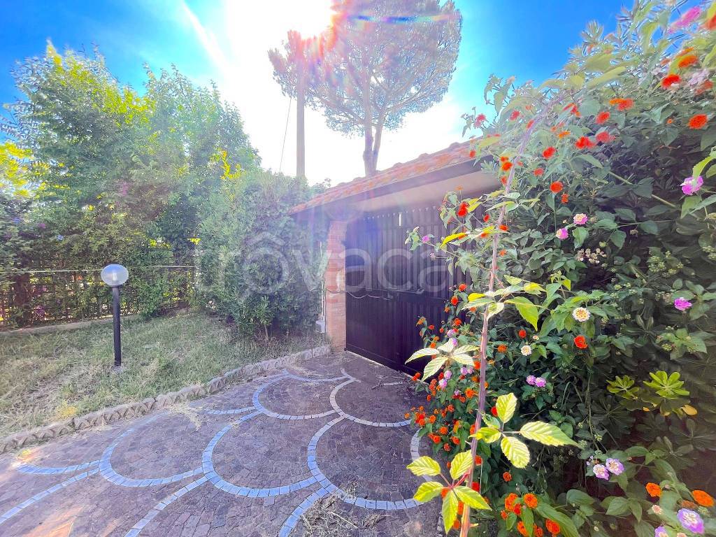 Villa in vendita ad Anzio via delle Fresie