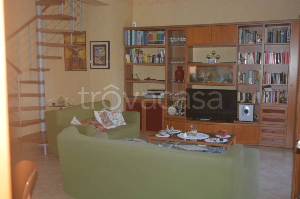 Appartamento in in vendita da privato a Catania via Antonio Cecchi, 53