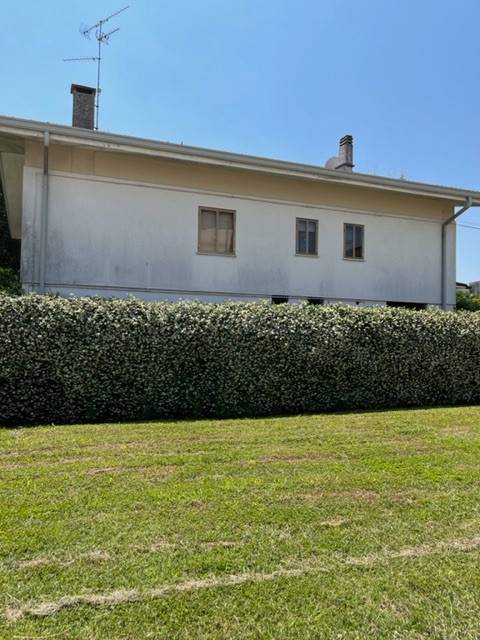 Villa Bifamiliare in in vendita da privato a Latisana via Giovanni Bottari, 8