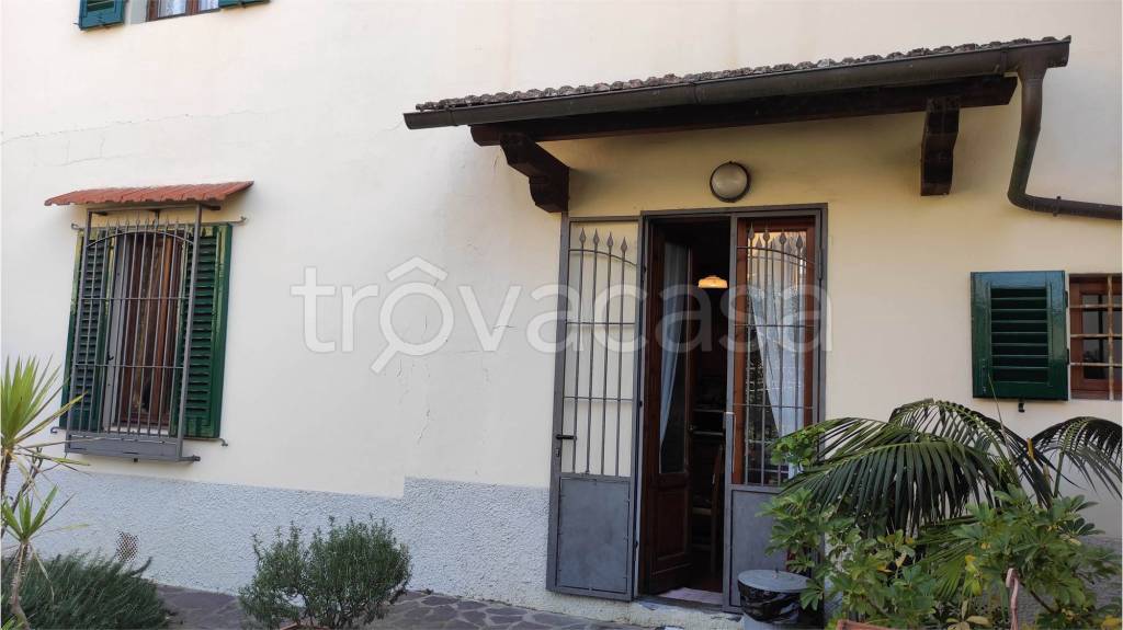 Villa in vendita a Pistoia piazza della Resistenza, 1