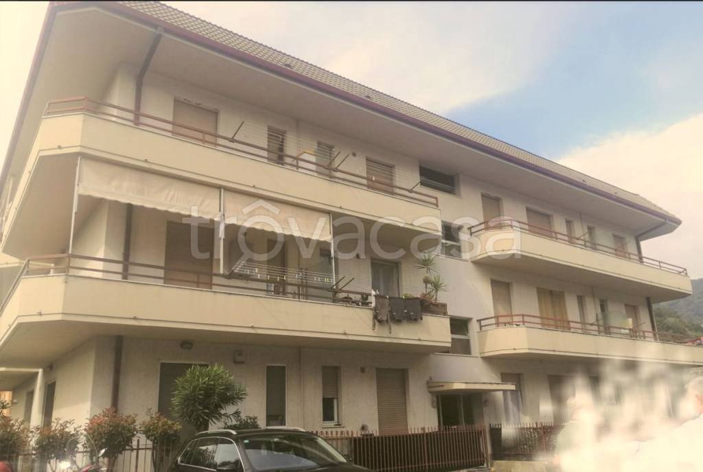 Appartamento in vendita a Carasco via Vittorio Veneto, 40