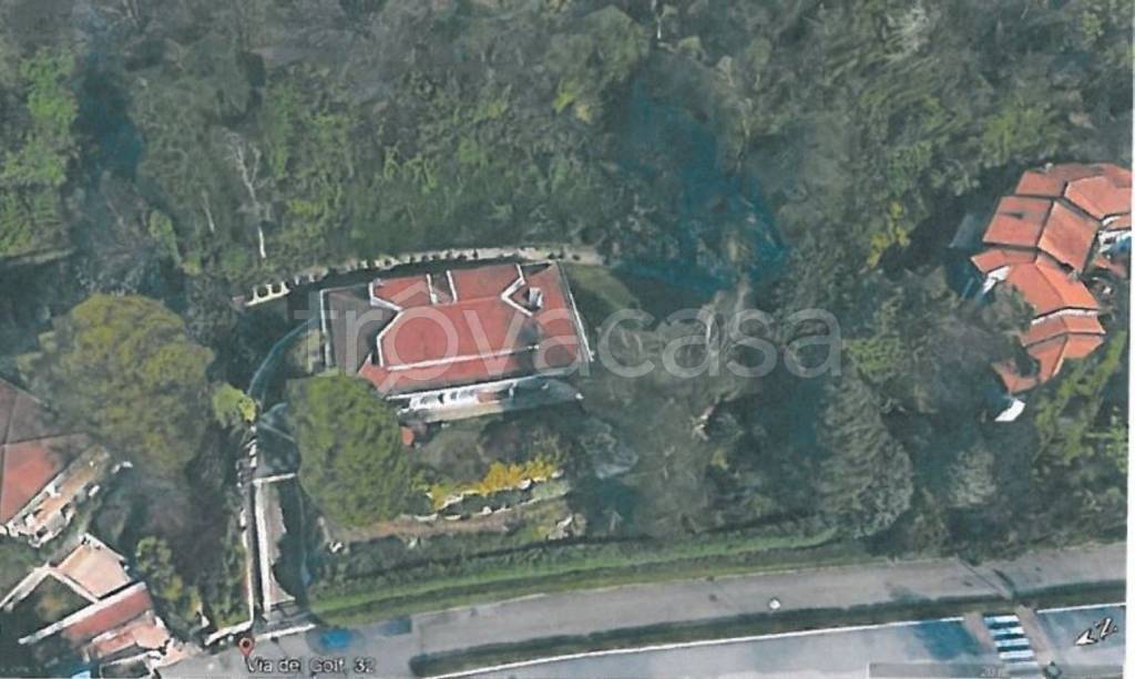 Villa all'asta a Carimate strada Privata del Golf, 29