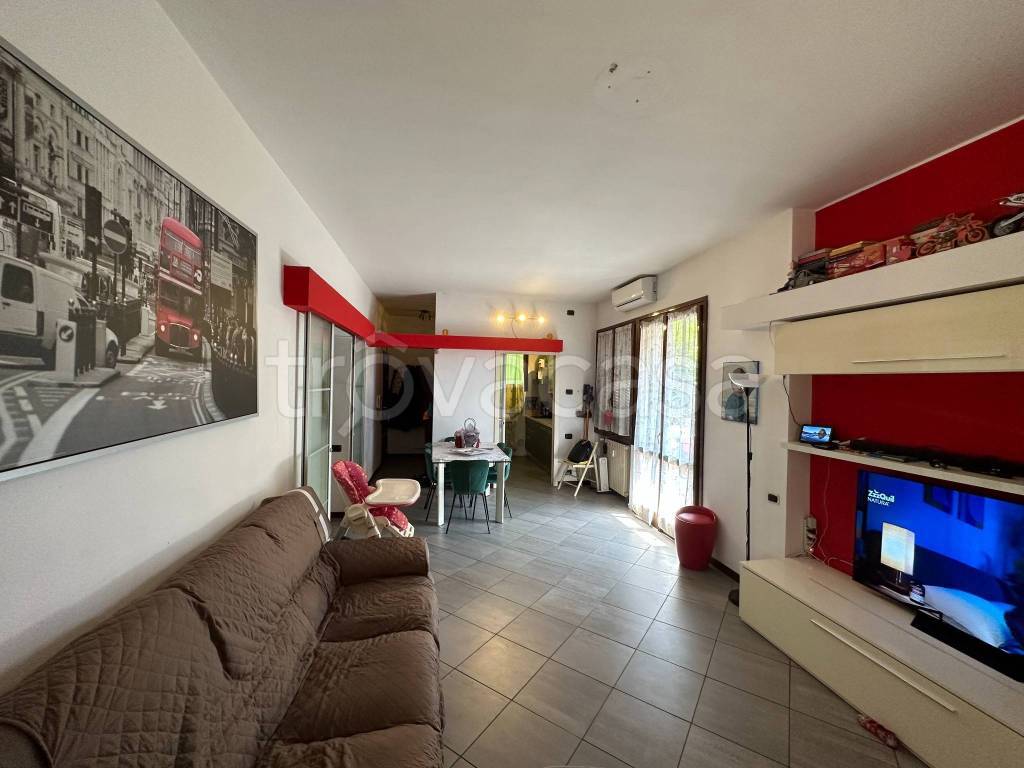 Appartamento in vendita a Guanzate via San Giuseppe, 8