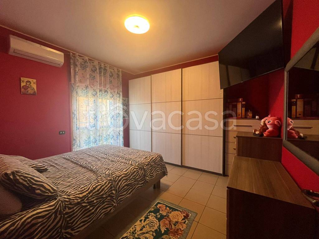 Appartamento in vendita ad Aprilia via delle Margherite, 121