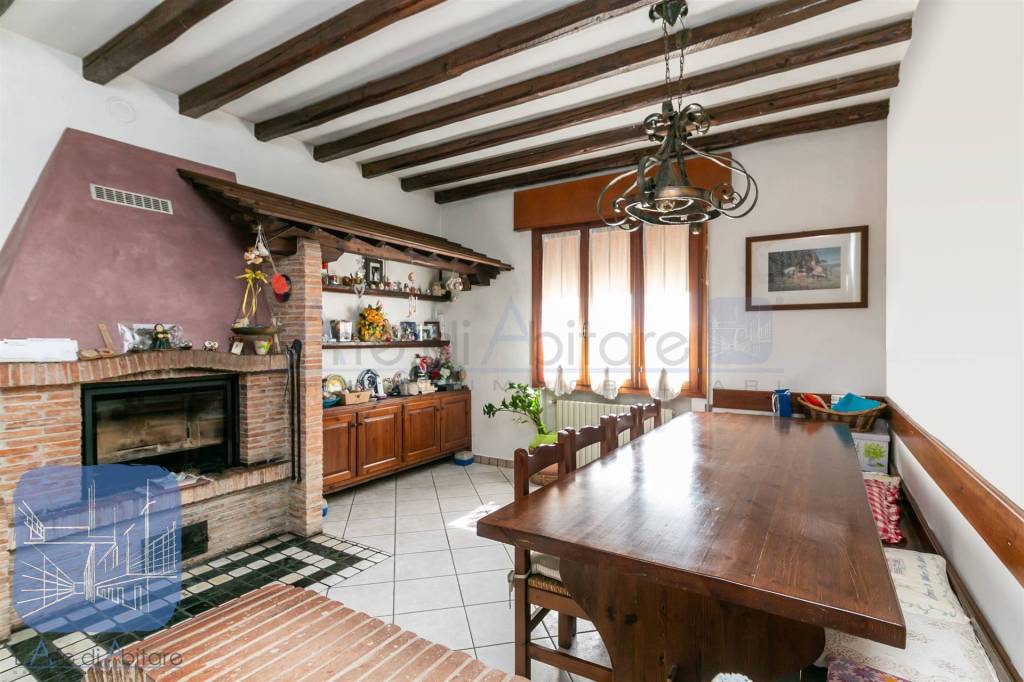 Villa in vendita a Mogliano Veneto via Cavallegeri