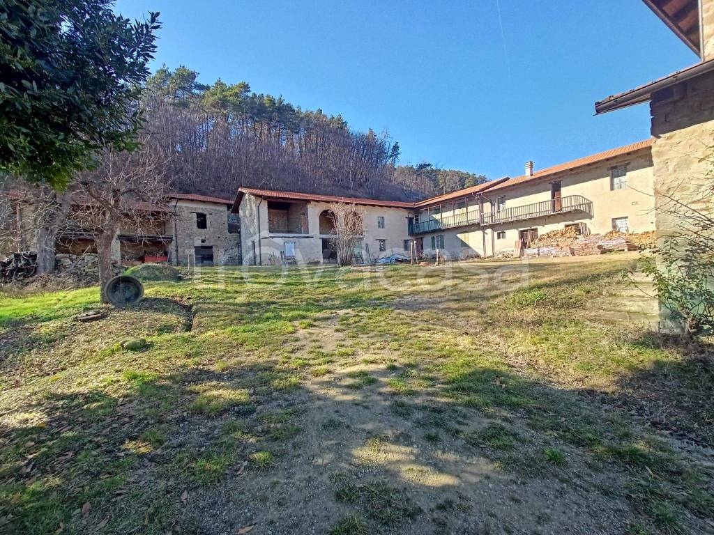 Casale in in vendita da privato a Cortemilia strada Sulite, 5