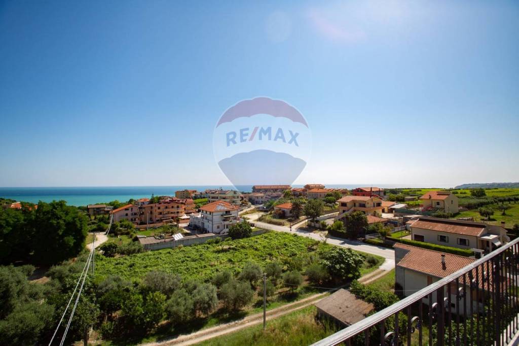 Attico in vendita a Ortona contrada Lazzaretto, 28