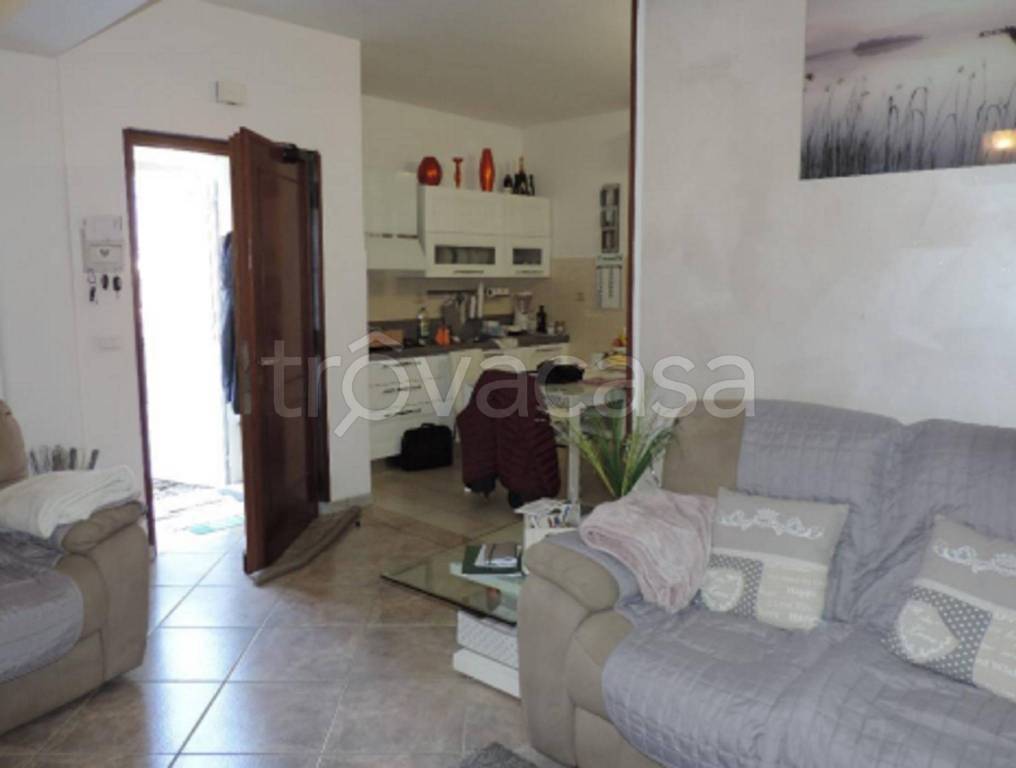 Appartamento all'asta a Cisterna di Latina via Torre Astura