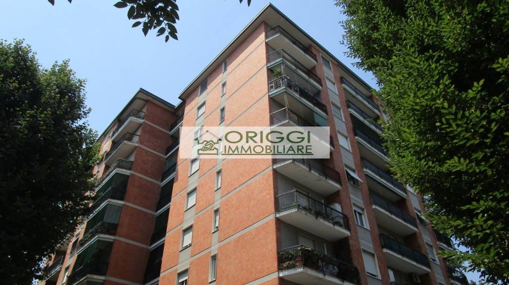 Appartamento in vendita ad Arese via Giacomo Matteotti, 21