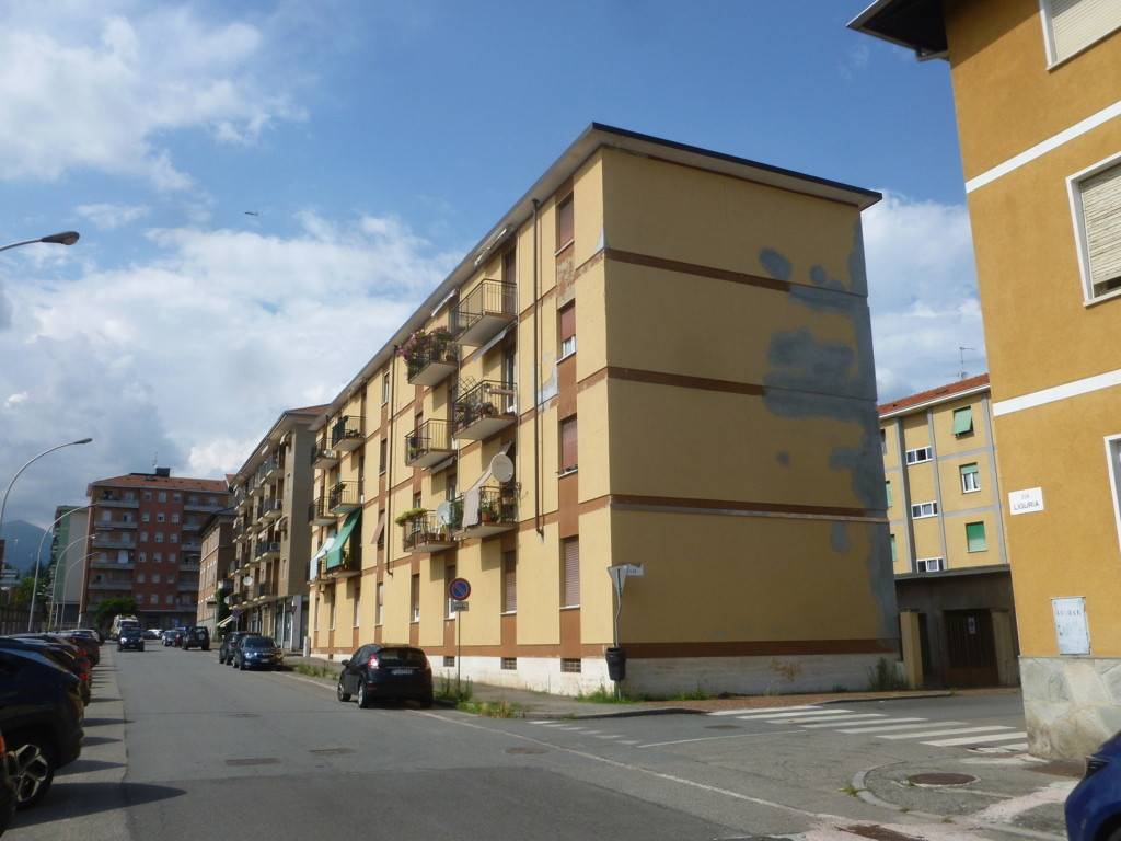 Appartamento in vendita a Biella via Toscana, 33