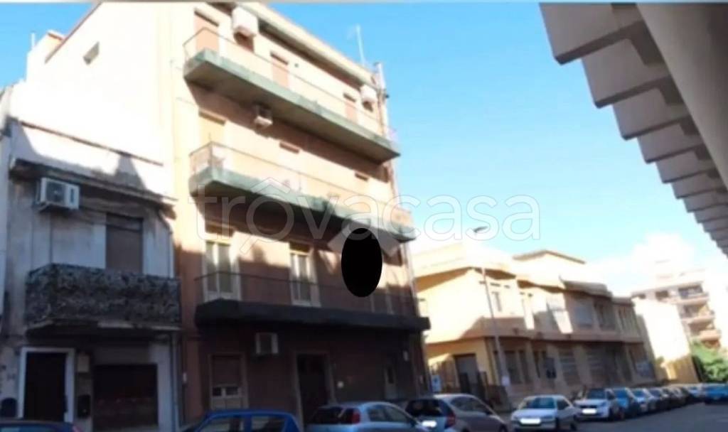 Appartamento in in vendita da privato a Reggio di Calabria via Reggio Campi Tronco 1, 19C