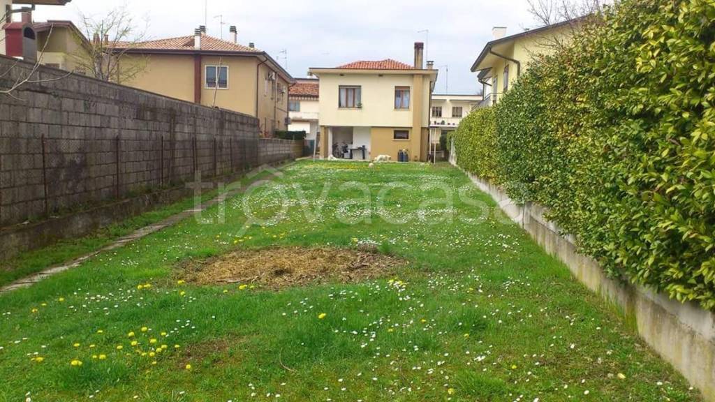 Villa in in vendita da privato a Eraclea via Roma, 84