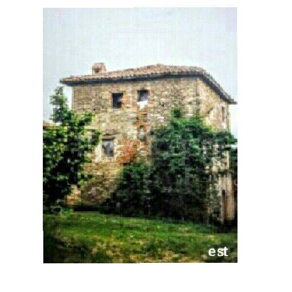 Rustico in in vendita da privato a Belvedere Langhe borgata Piangarombo