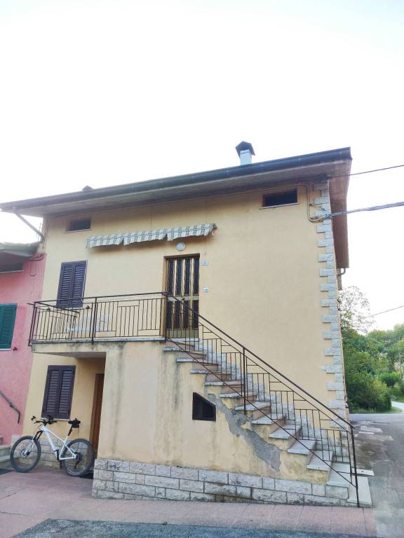 Casa Indipendente in in vendita da privato a Cagli strada Ca' Rio, 94