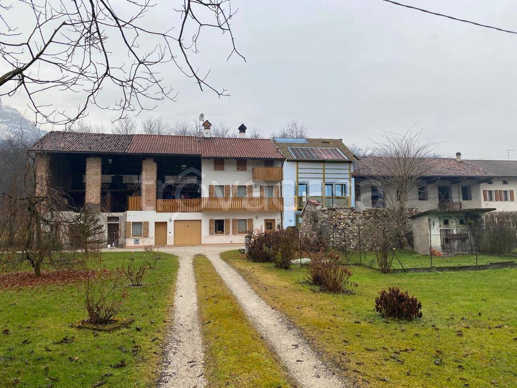 Casa Indipendente in in vendita da privato a Santa Giustina via Statagn, 14