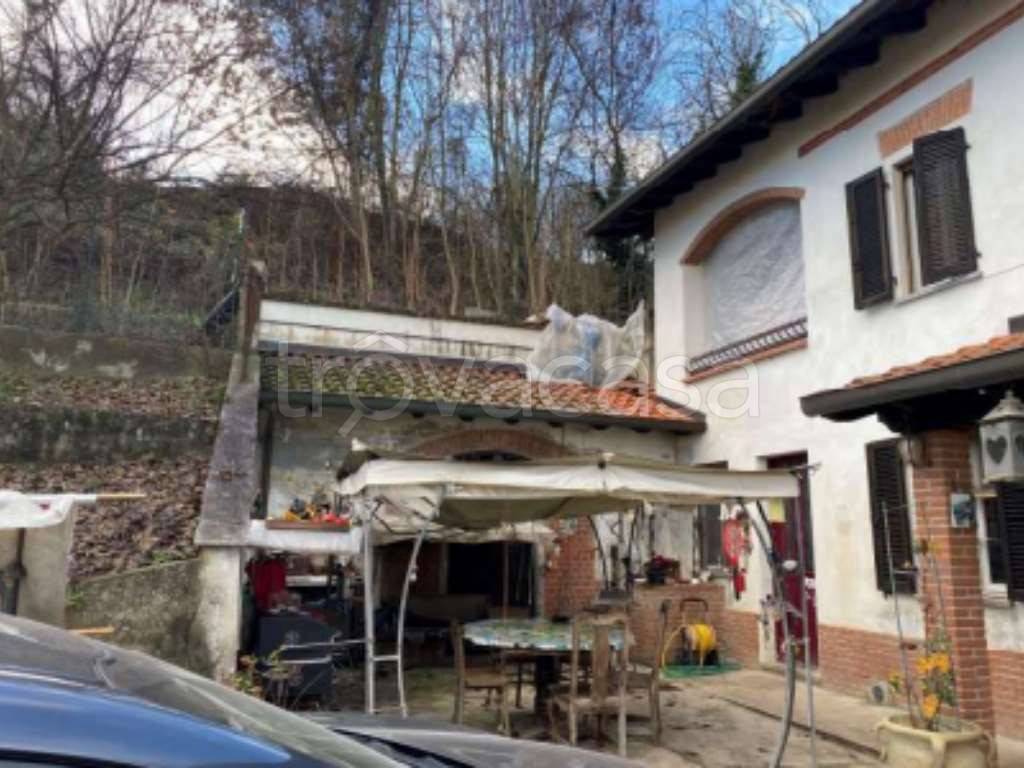 Rustico all'asta a Grazzano Badoglio strada per Ottiglio , 12