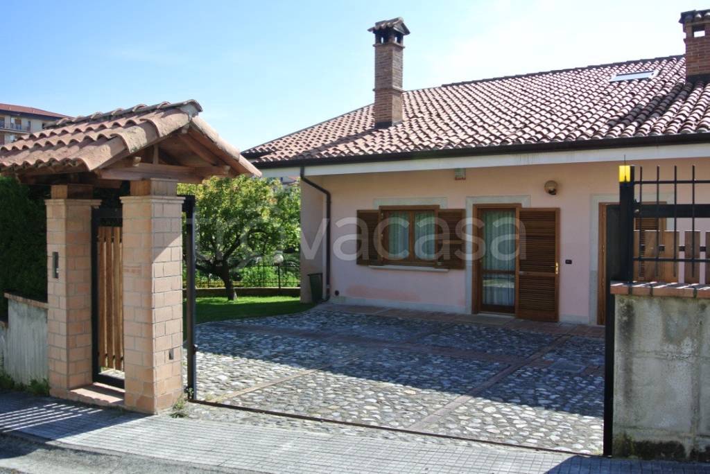 Villa in in vendita da privato a Mendicino via San Zosimo Papa, 1