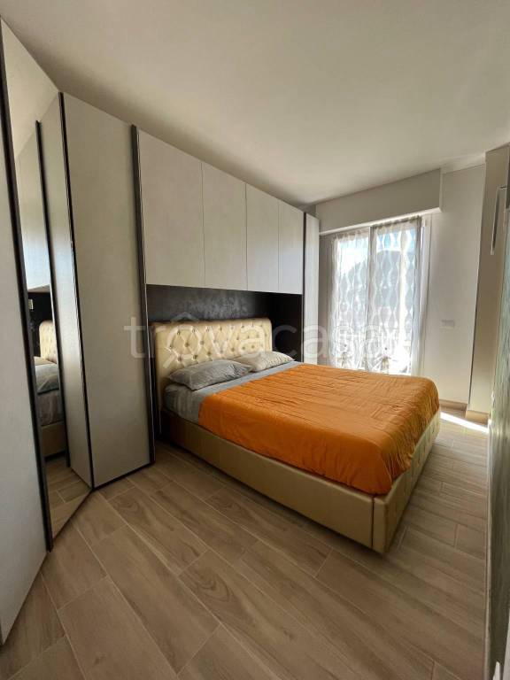 Appartamento in in vendita da privato a Camporosso piazza d'Armi, 20