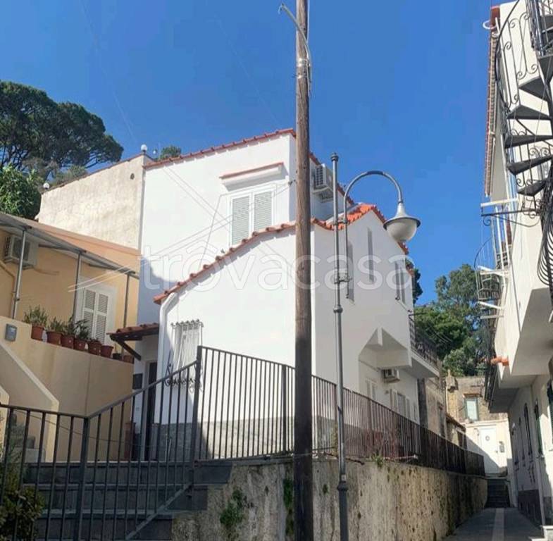 Villa in in vendita da privato a Lacco Ameno traversa Seconda Marone