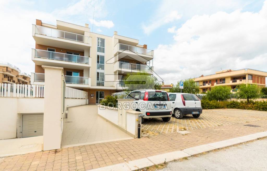 Appartamento in vendita a Manfredonia via Giovanni da Verrazzano, 9